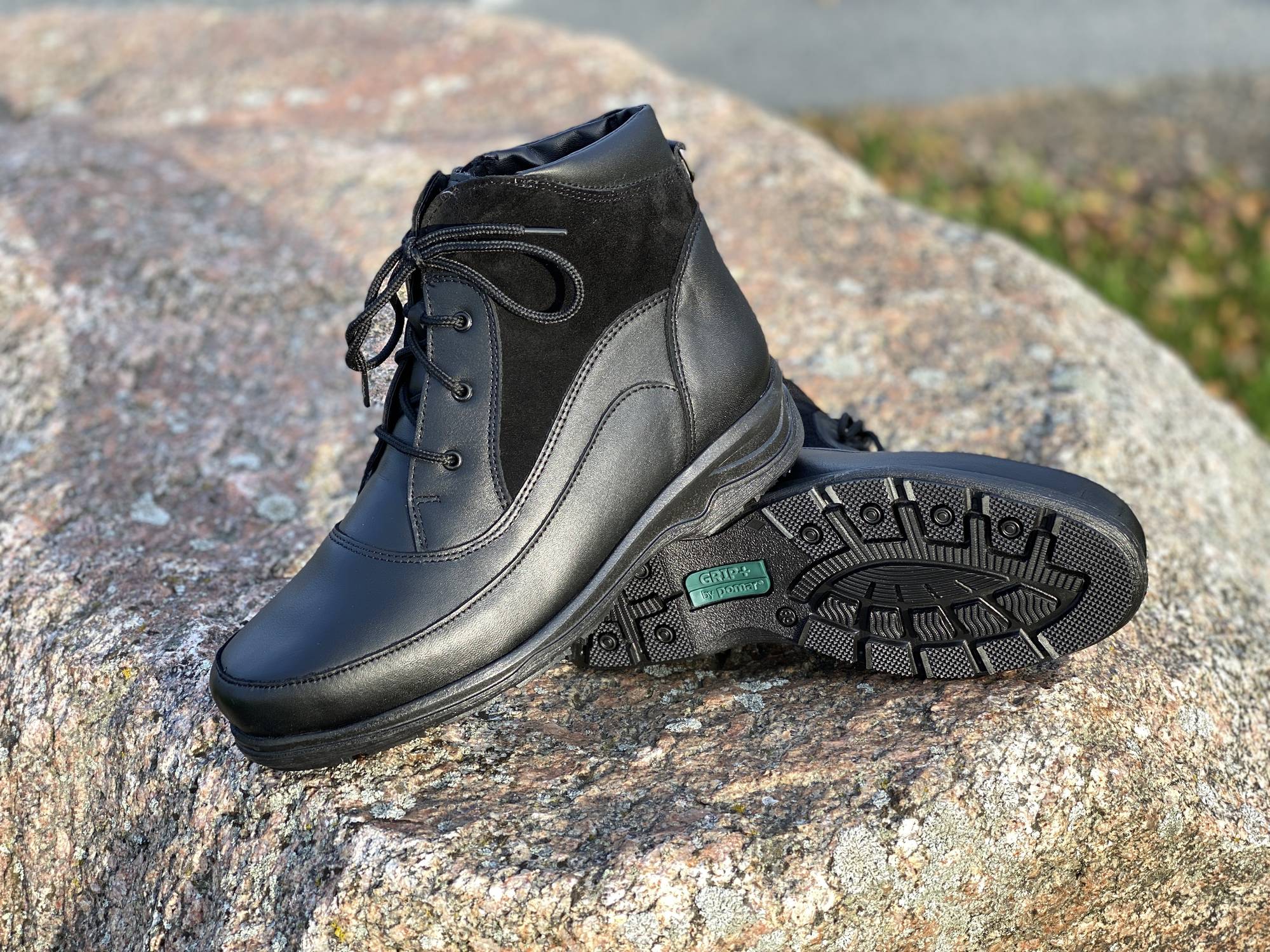 Pomar 18002 LOTTA Orto nilkkuri Musta leveälestinen talvinilkkuri ...